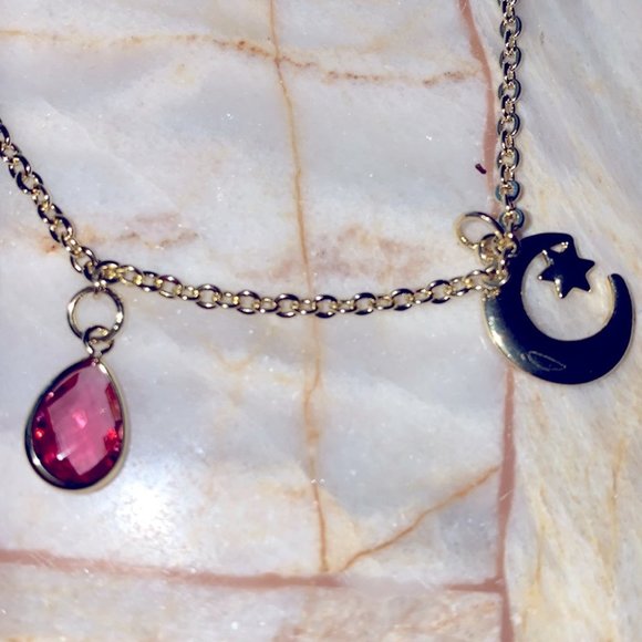 Victoria's Secret | Jewelry | New Victoria Secret Gold Bracelet Charm ...